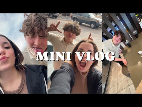 a little mini vlog with my TWIN!!!!! vlogmas day 23 - YouTube