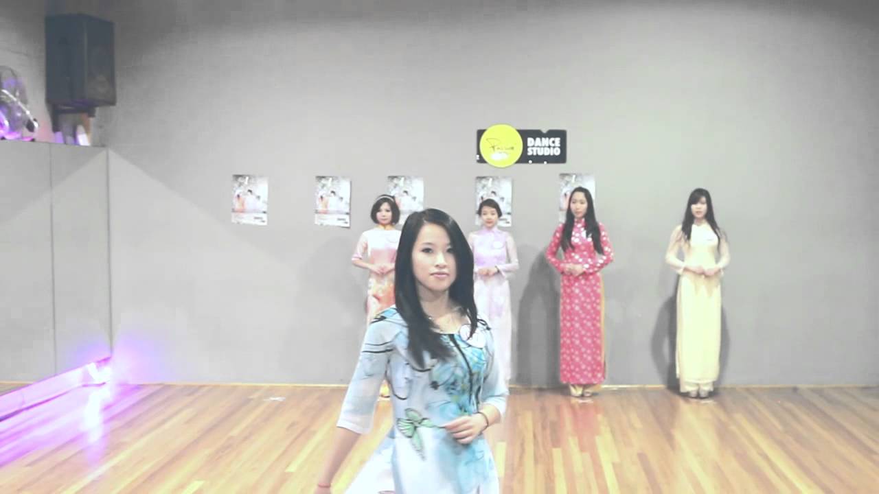 Demo Semi-Final Miss Net Viet Melbourne 2013 - YouTube