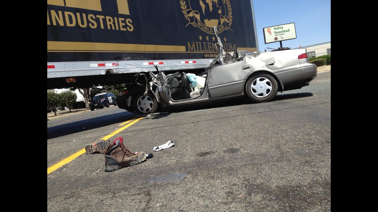 Major Injury Crash in Modesto - YouTube
