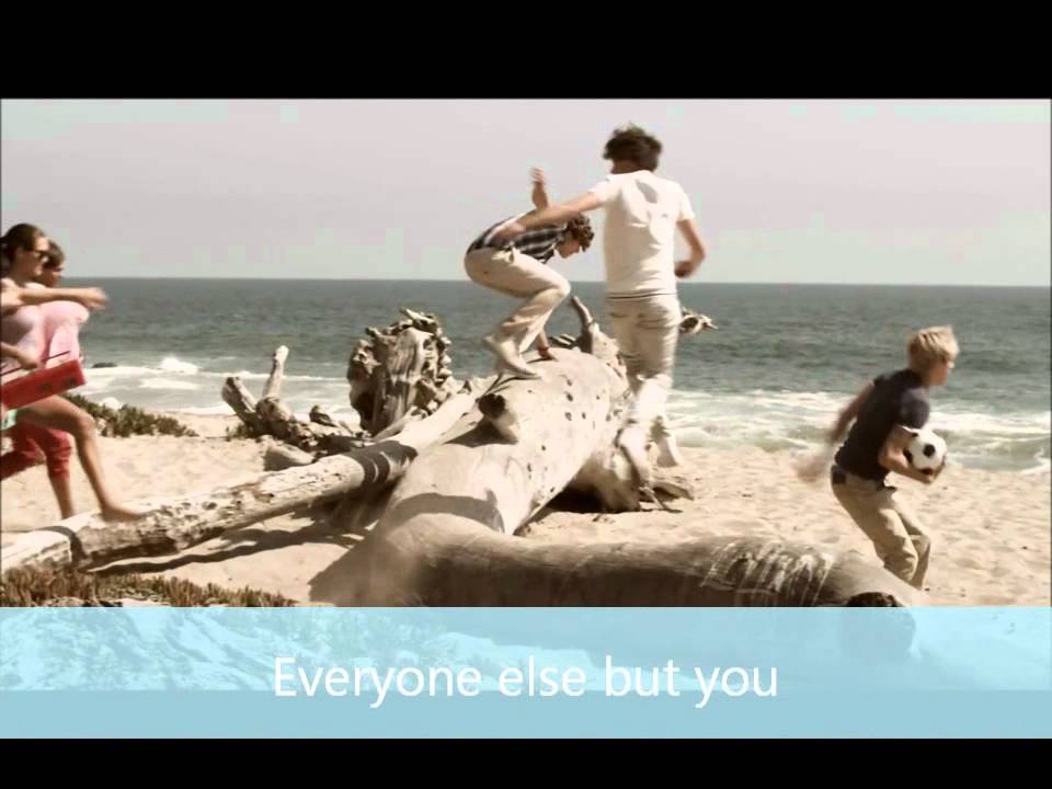 One Direction- What makes you beautiful lyrics/ with video clip - YouTube