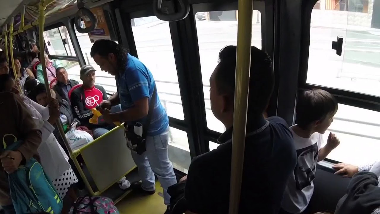 Balloon Animals on a Quito Bus - YouTube