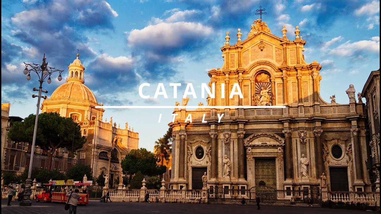 WALKING IN CATANIA, Sicily, Italy (4K UHD) Amazing Beautiful City with ...