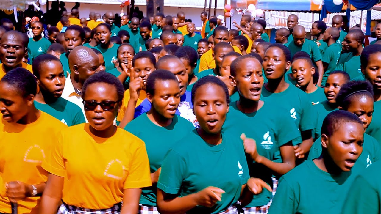 WATCH HOW THE AMAZING MAGENGE SECONDARY SCHOOL SONG MOVED EVERYONE ...