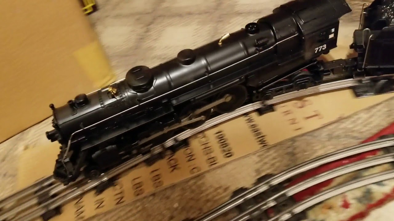 Lionel Century Club 773 Hudson New York Central - YouTube