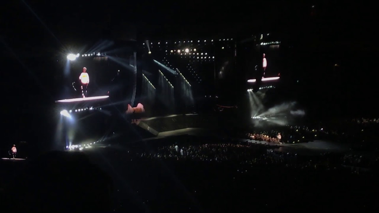 Purpose live from Purpose Tour Sydney - YouTube