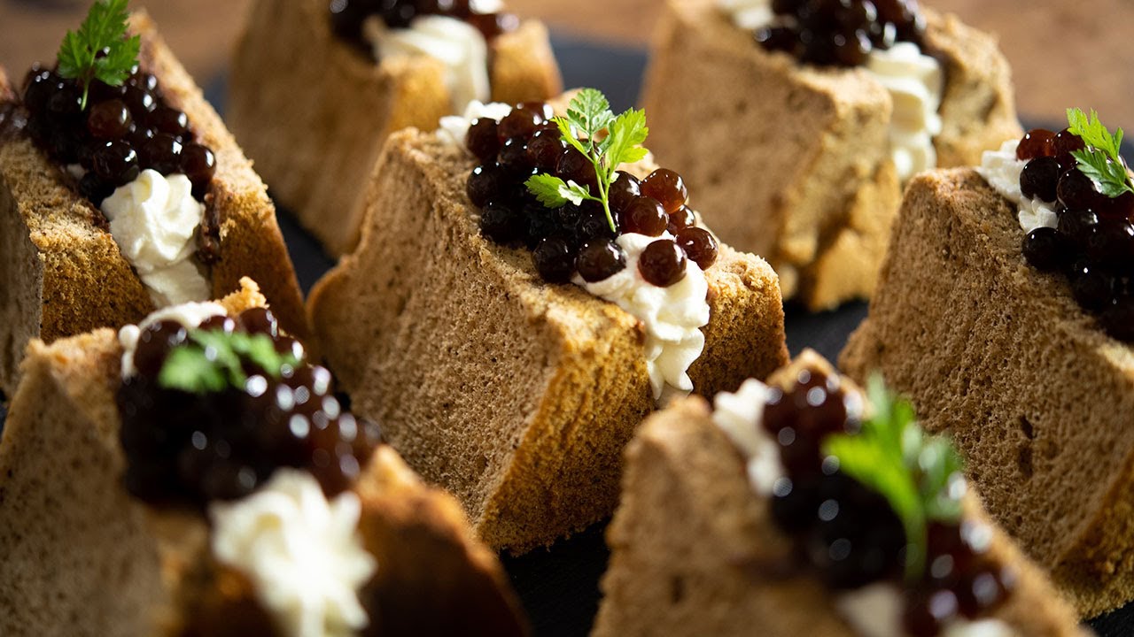 How to make Tapioca milk tea chiffon cake - YouTube