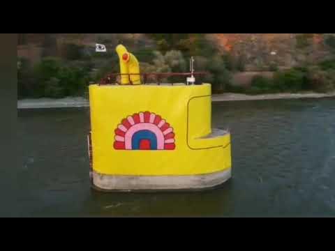 WE all live in.. (a Yellow Submarine) - YouTube