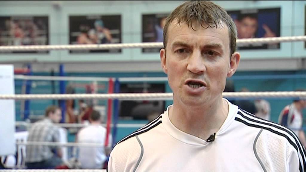 GB Boxing's Consultant Coach Richie Woodhall.mpg - YouTube