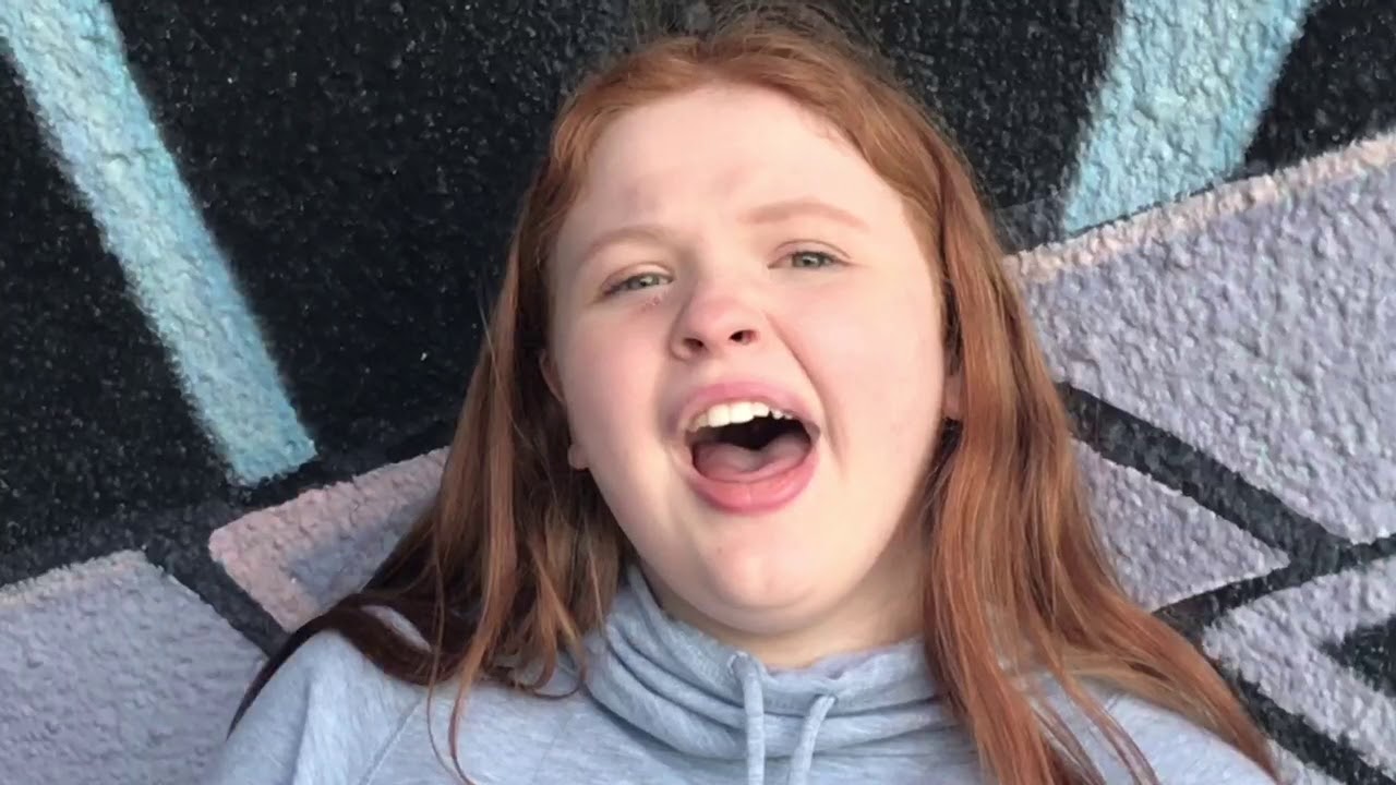 Amelia Wells “Fly Me To The Moon” - YouTube