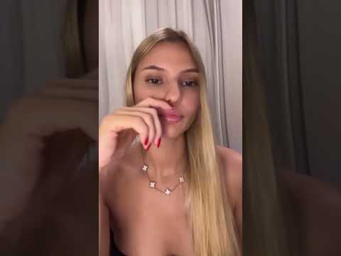 Sarah Periscope 🌺 80 #beautiful #livestream  #periscope #broadcasting latest