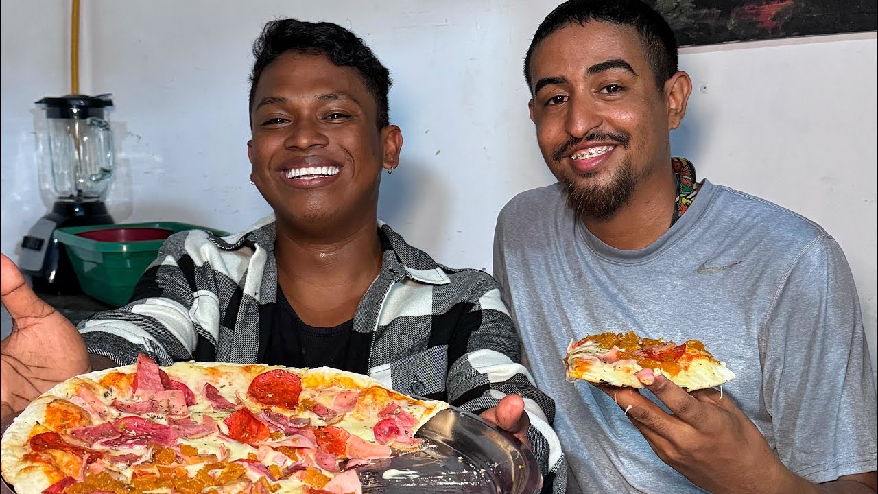 volvió la sala de su casa en una pizzería 🍕 Edd Cabarcas - YouTube