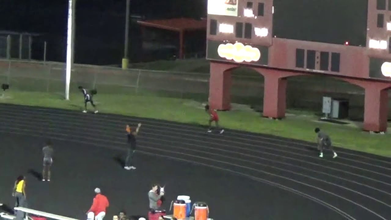 8th Grade Boys middle school 1600m relay; (Elite Endurance Track Club ...