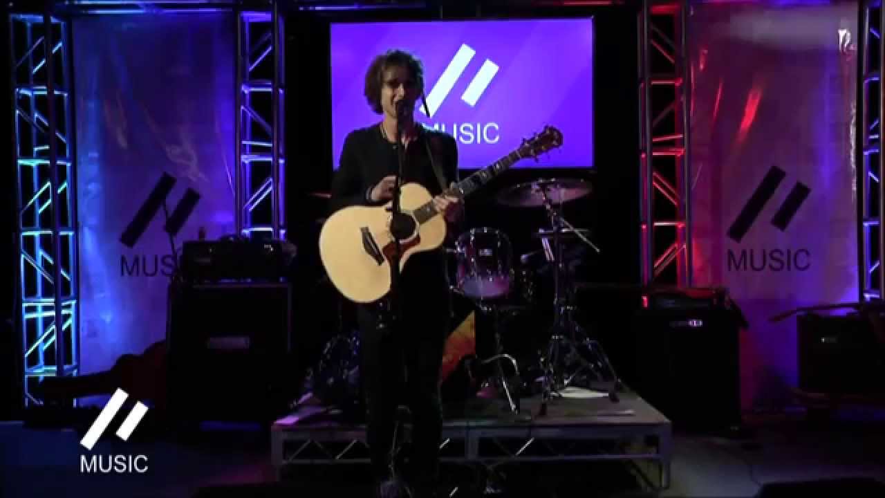 Cobi Mike - Live Concert - YouTube