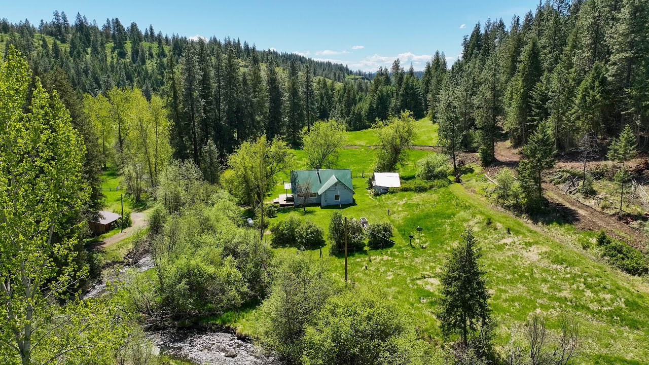 Country Living - YouTube