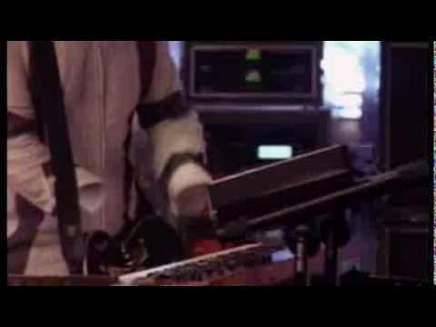 Garbage - Cherry Lips (Go Baby Go!) [OFFICIAL VIDEO] - YouTube Music