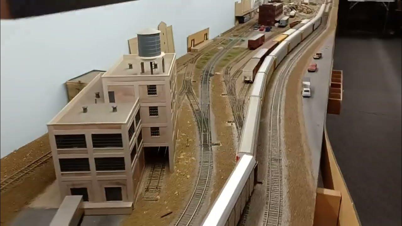 HO Scale Layout Tour and Overview - YouTube