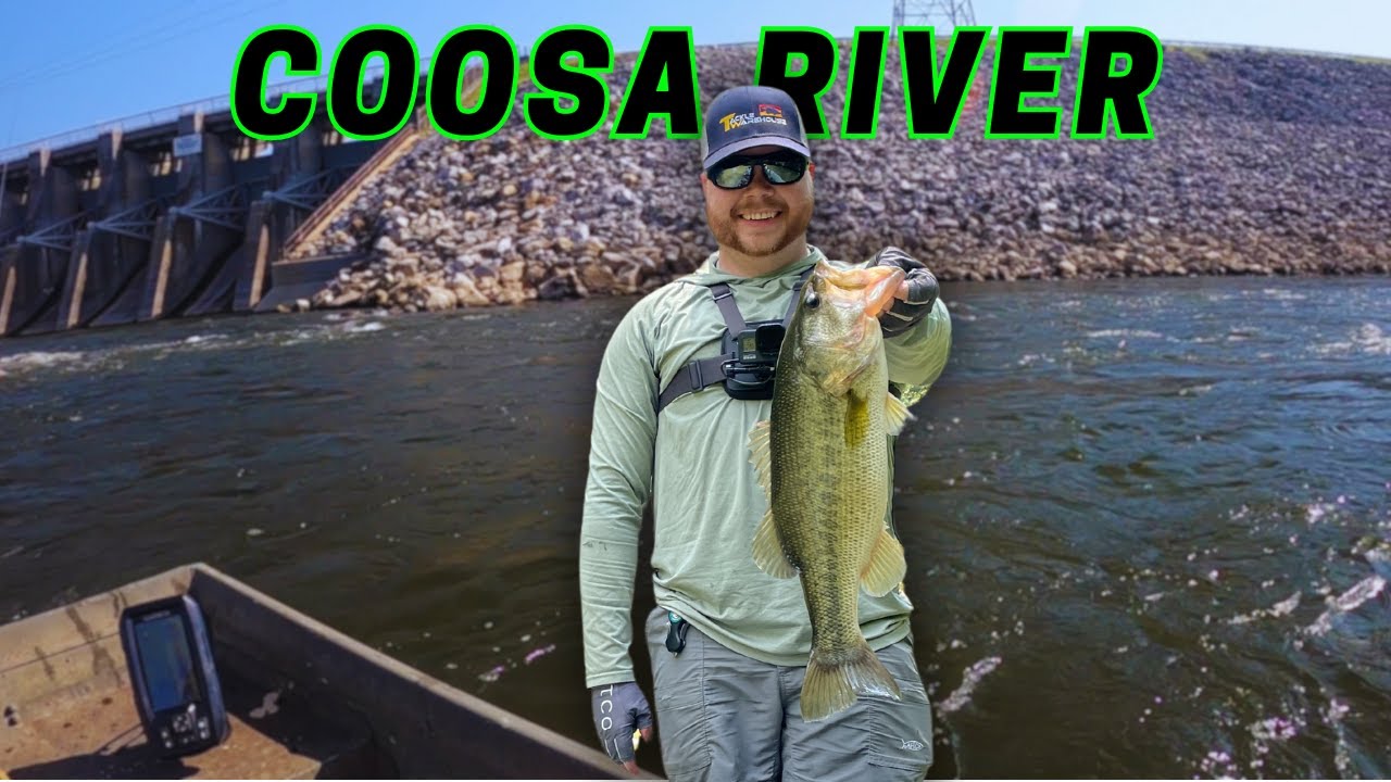TOPWATER FISHING ON THE COOSA RIVER! (caught a giant) - YouTube