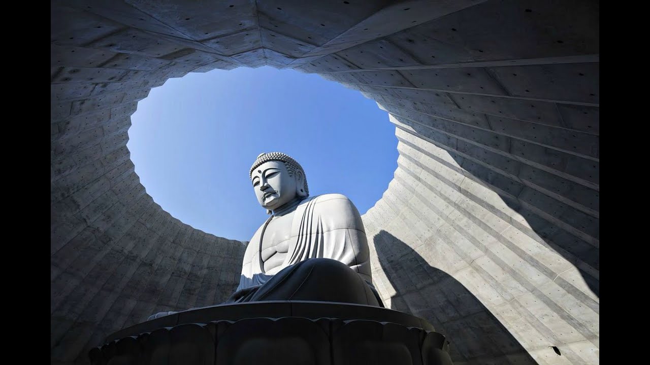 Massive hidden Buddha statue by Japanese architect Tadao Ando - YouTube