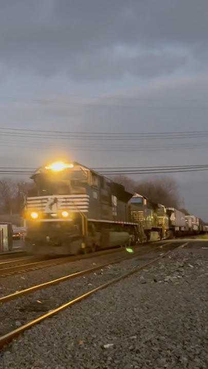 NS 1178 SD70ACe leads NS 23G through south Plainfield,NJ with a friendly crew & a nice K5LLA ...
