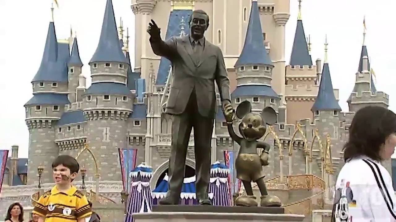 SHOCKING: 2-Year-Old KILLED in Disney Gator Attack: Whose Fault is it ...