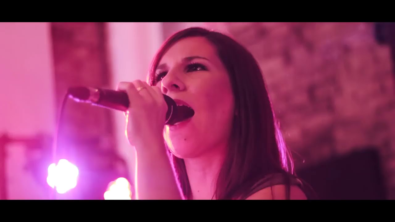 Aviva Music "Tu sangre clamó" - YouTube