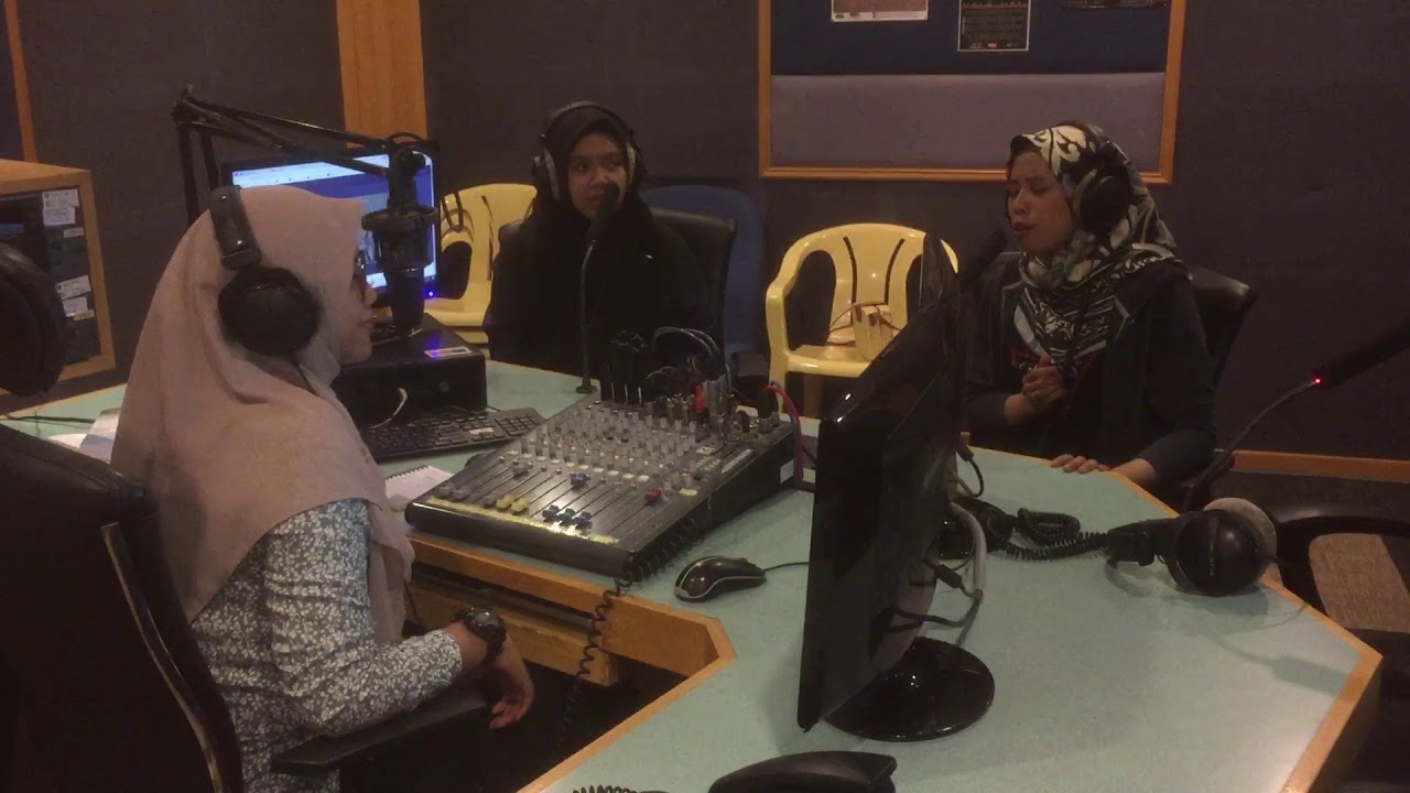 Fatin Husna promo - Kau Barubah (radio UFM) - YouTube