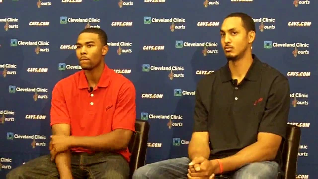 Ramon Sessions/Ryan Hollins Introduced as members of the cavaliers ...