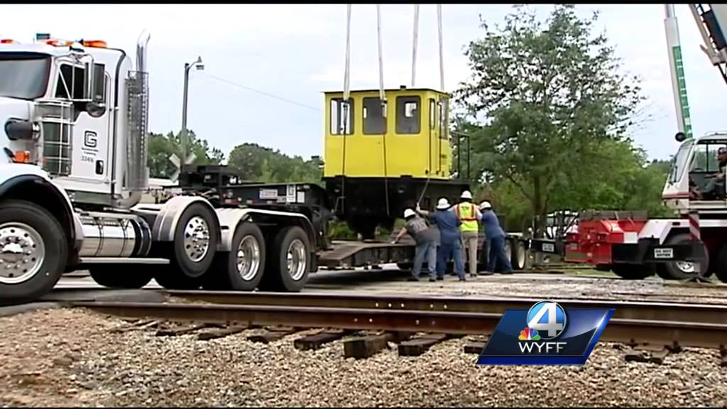 Classic train moves to new home on Swamp Rabbit Trail - YouTube