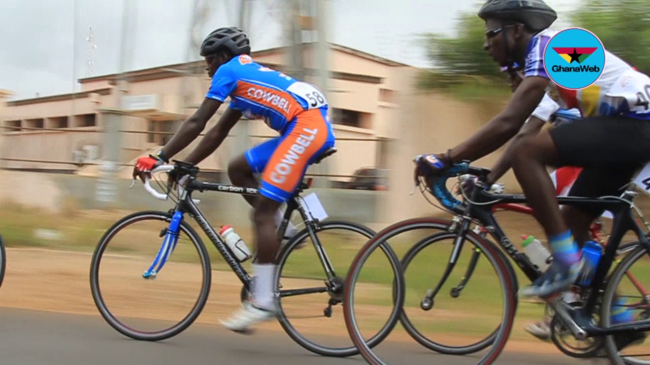 100 cyclists partake in 2017 Cowbell Cycling Challenge - YouTube