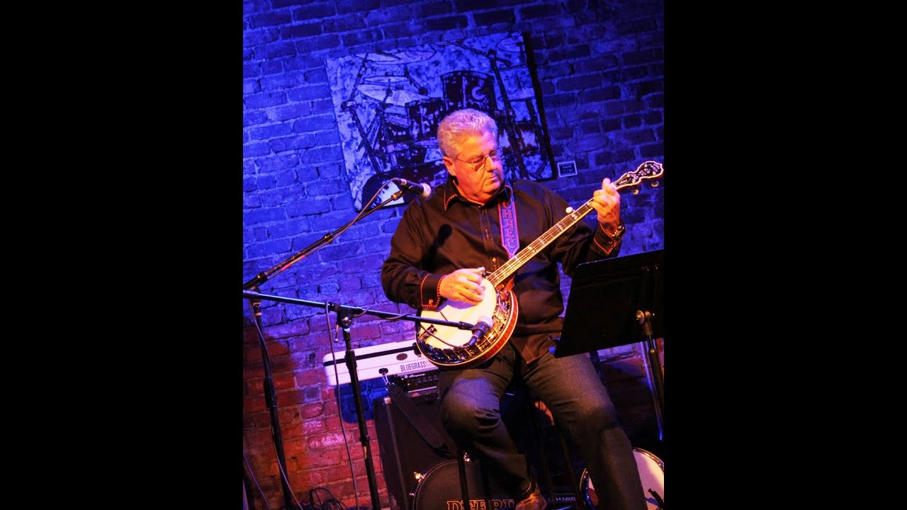 One Man Banjo: "White Lion" - YouTube
