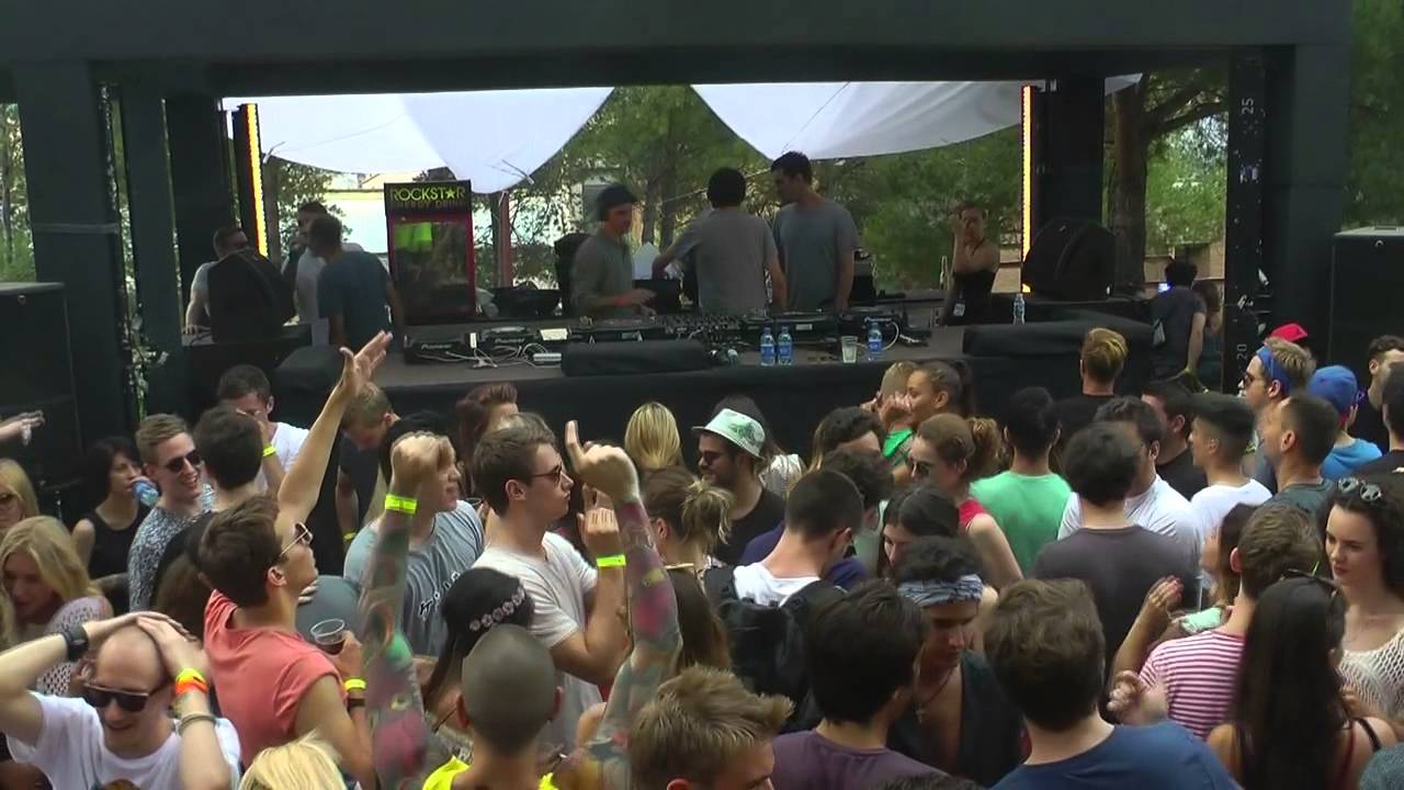 RPR Soundsystem @ A:rpia:r showcase Loud & O300f Barcelona 2014 - YouTube