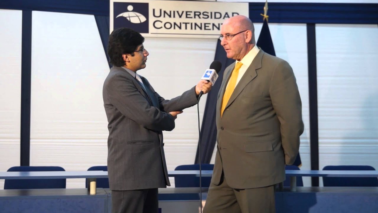 Entrevista UC Dr. Pinkas Flint - YouTube