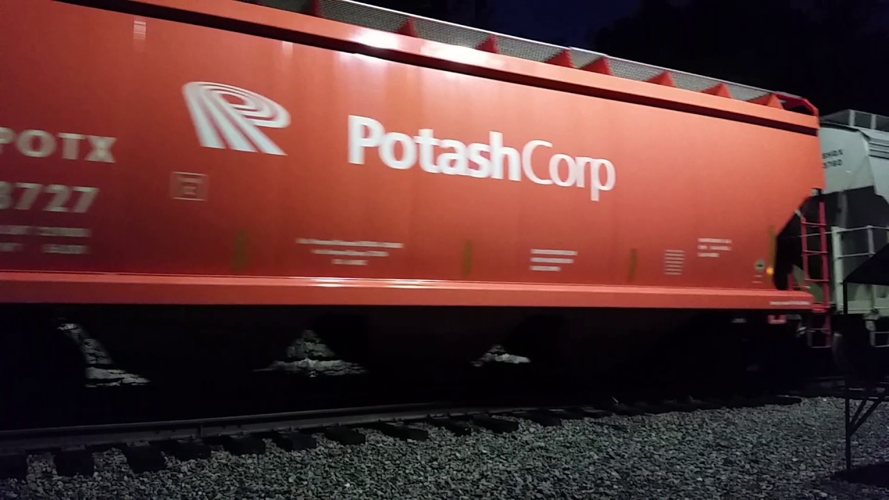 Csx 540 manifest train 41 car pickup part 1 - YouTube