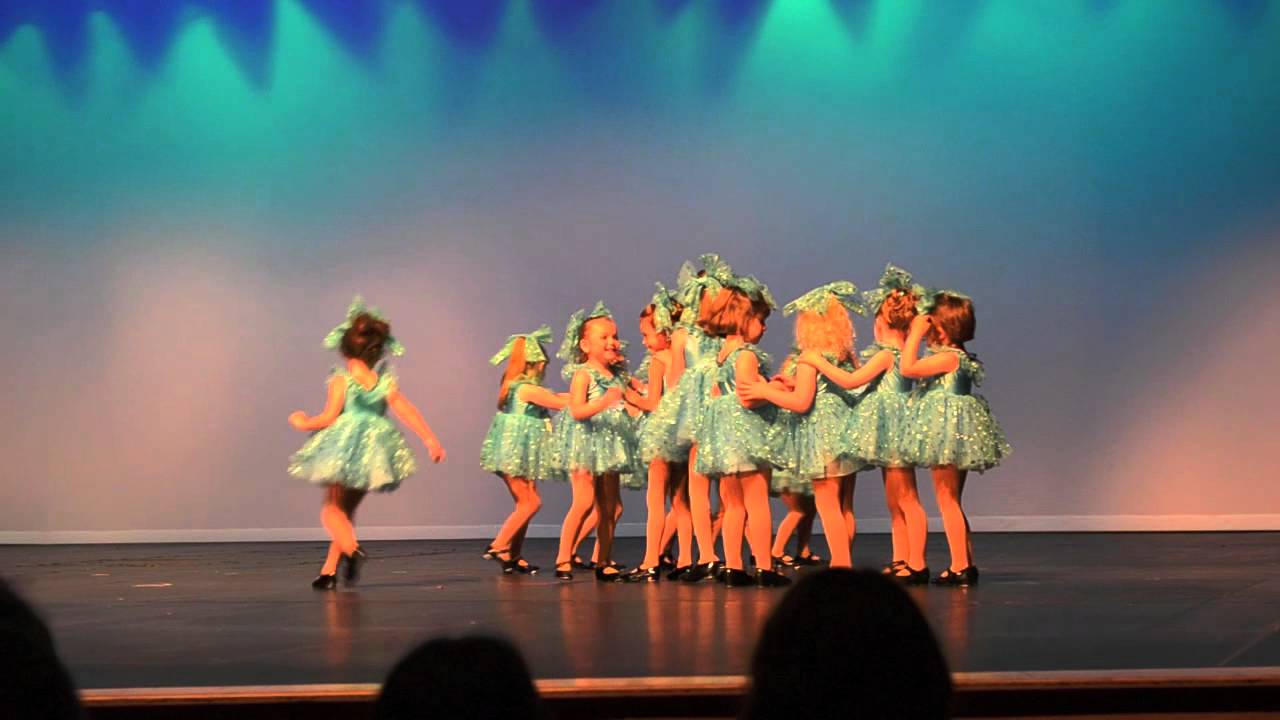 Britta's First Dance Recital - YouTube