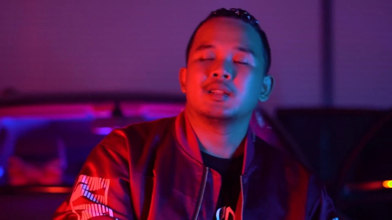 សង្សារផិត មិត្តក្បត់ |Songsa pit mit kbot| By TRAKOLA Ft J Pok |Full MV ...