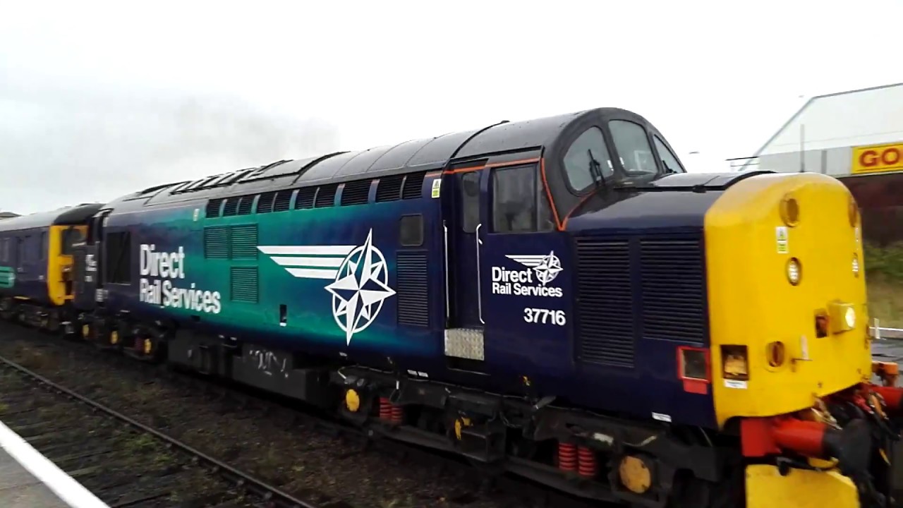 37716 and 37405 depart Lowestoft with a train to Norwich on the 08/09 ...