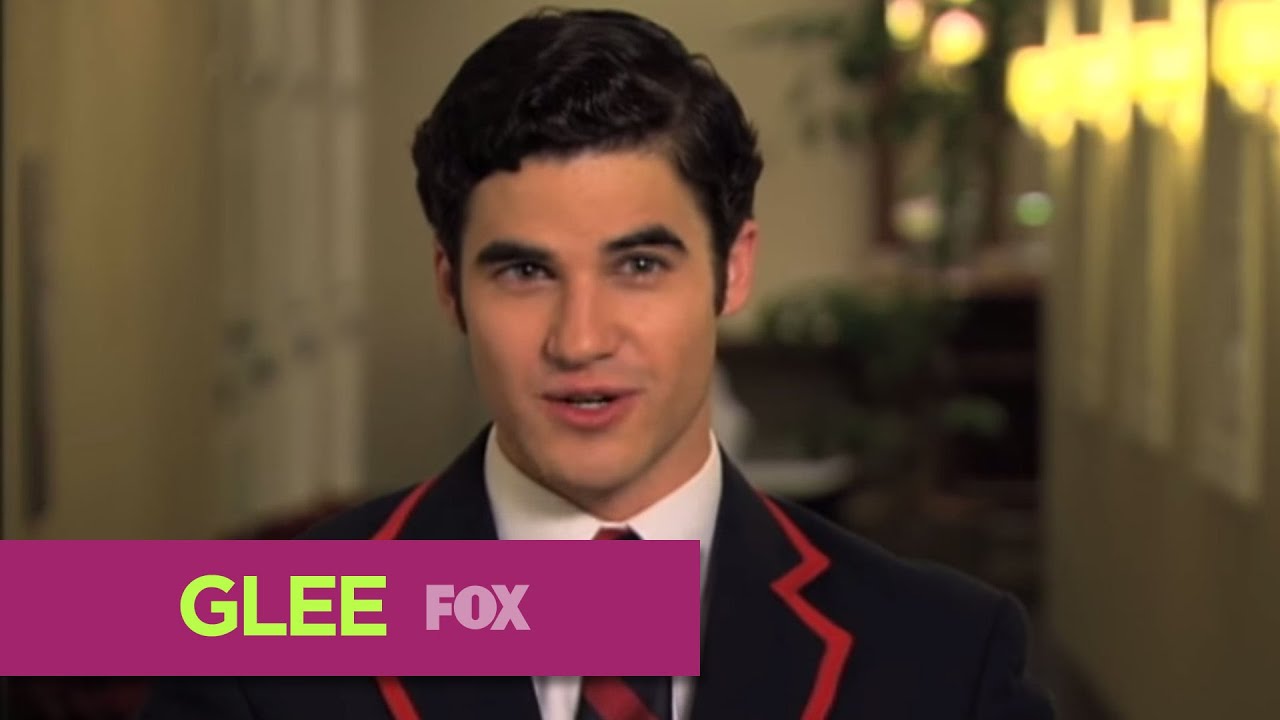 GLEE | GLEE Guys on Romance - YouTube