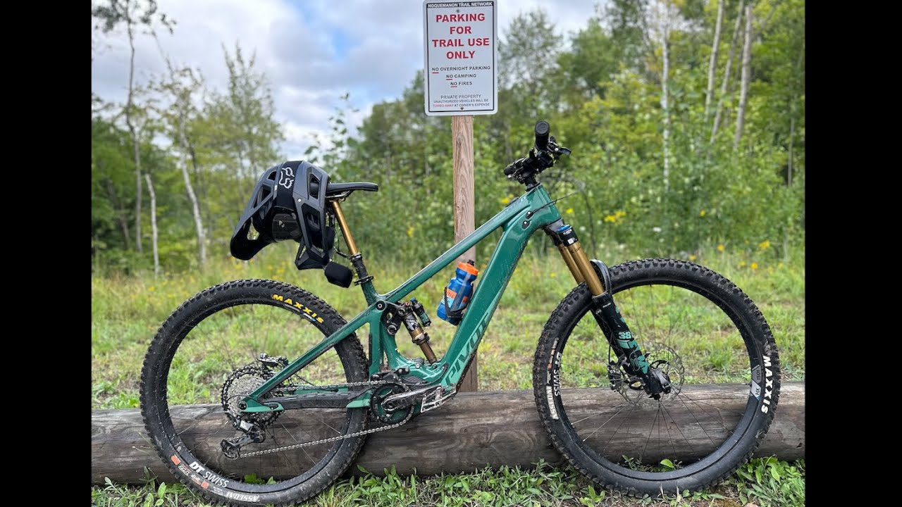 Pivot Shuttle LT & Pivot Shuttle SL High Speed Bike Park lap🔥😬👌🏼 - YouTube