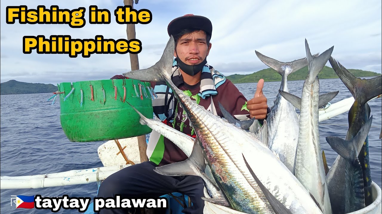 Maaksyong pangingisda sa karagatan ng Palawan, Traditional handline ...