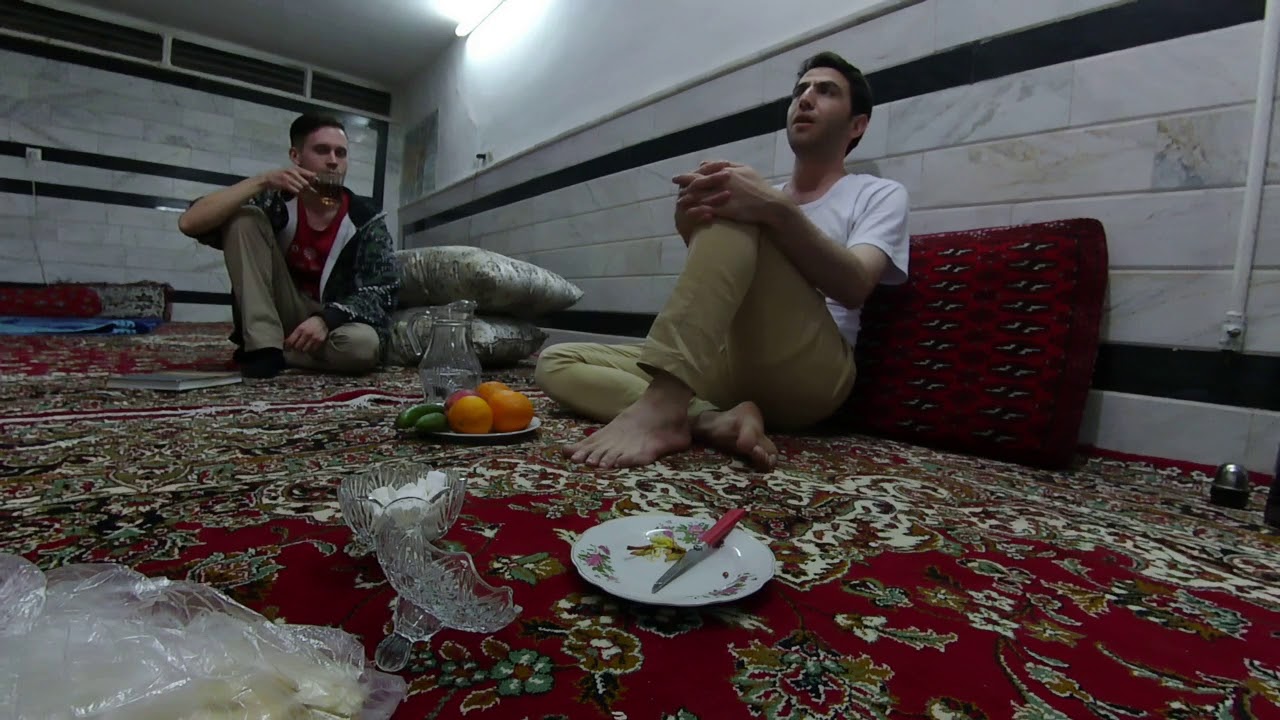 Qom, Iran. Ali Qasemi singing - YouTube
