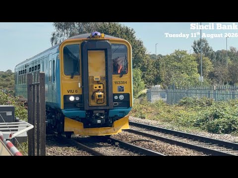 *Class 153* Sincil Bank Level Crossing (11/08/26)
