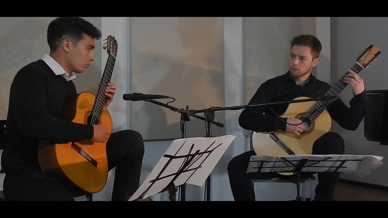 TANGO SUITE - Tango 2 (Astor Piazzolla) | Dúo Molina-Martínez - YouTube