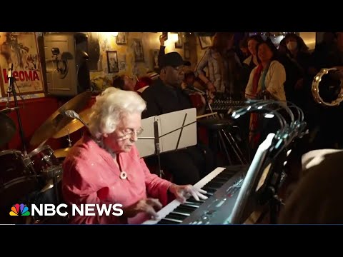 'Granny and the Boys' are a hit in the D.C. bar scene