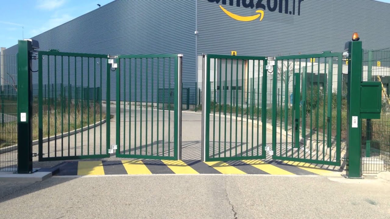 Portail pliant - YouTube