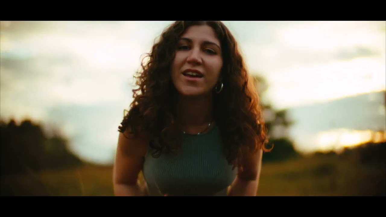 Libby Jade - Seatbelt (Official Music Video) - YouTube