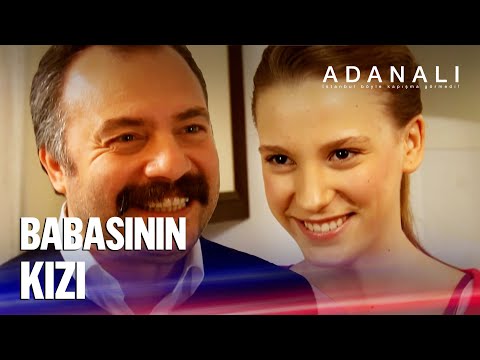 Sofia, babasına acılı makarna yapıyor - Adanalı
