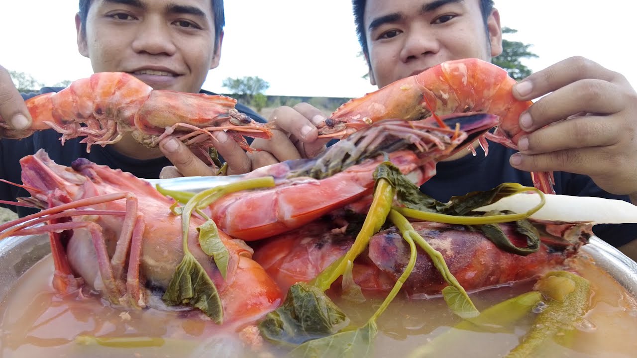 OUTDOOR COOKING | SINIGANG NA SUGPO - YouTube