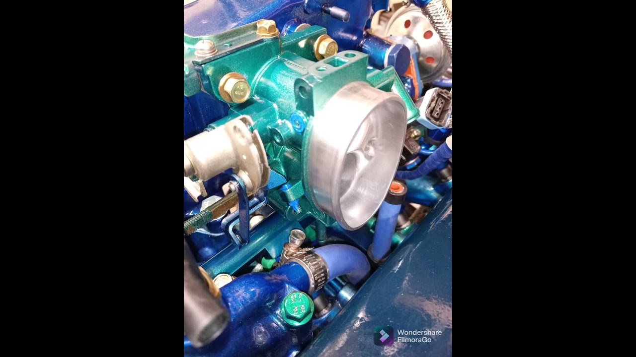 Isuzu 4ZE1 2.6L - YouTube