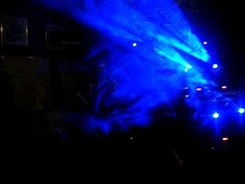 Tara Singing One Moment In Time :)