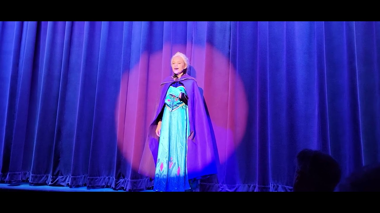 Let it Go #frozen #musical - YouTube